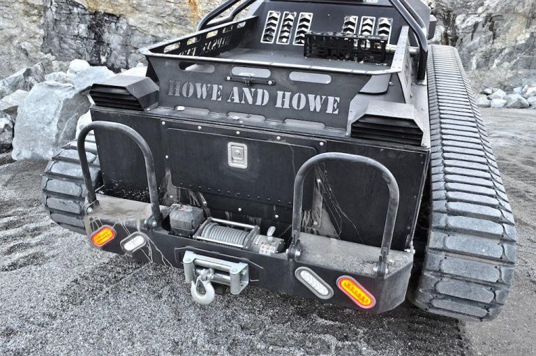 Ripsaw EV2 Super Tank Luxury Vehicle - Automacha