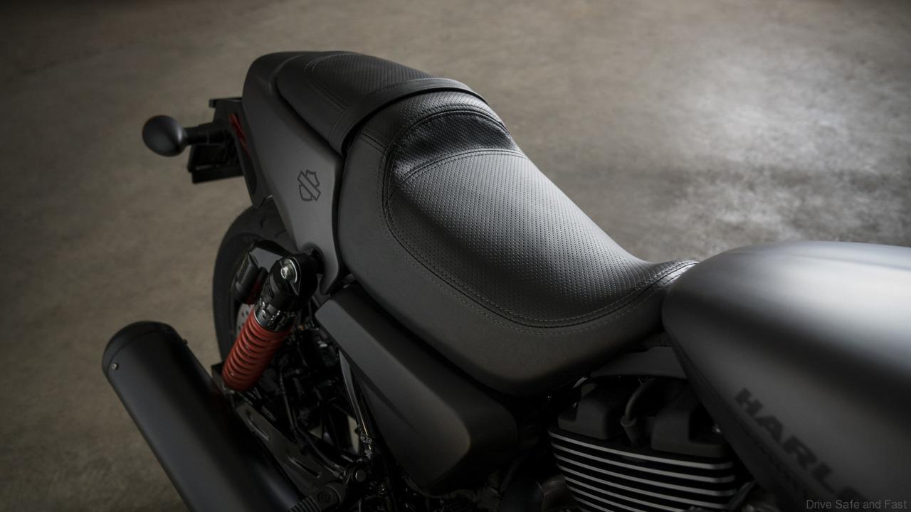 HARLEY-DAVIDSON STREET ROD, TUNED FOR DYNAMIC URBAN PERFORMANCE - Automacha