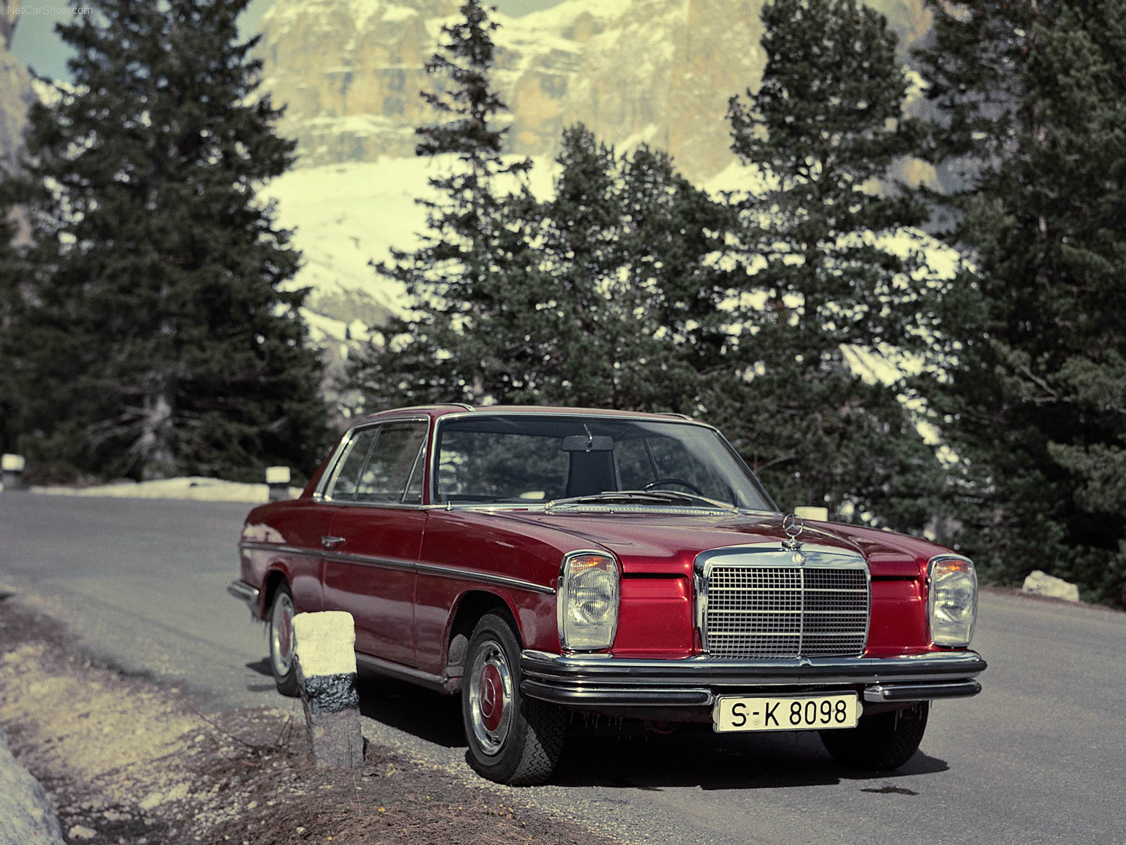Mercedes W114 coupe celebrates 50 years of movement - Automacha