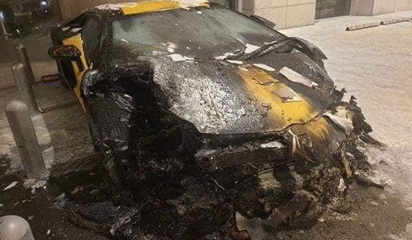 Lamborghini Aventador On Fire At Pavilion Car Park - Automacha