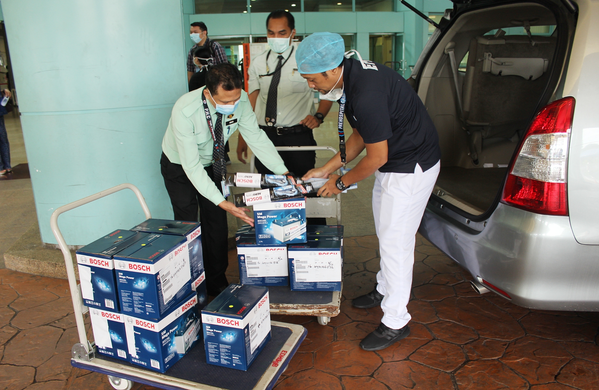 Bosch Contributes New Batteries And Wipers To Ambulances - Automacha