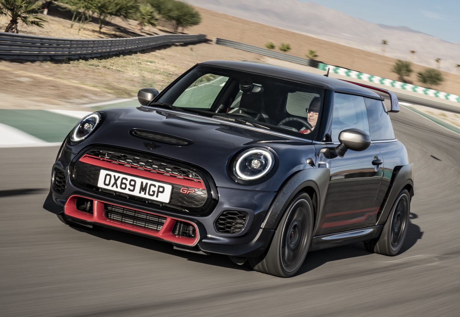 The New MINI Celebrates Its 20th Year In Production In 2021 - Automacha