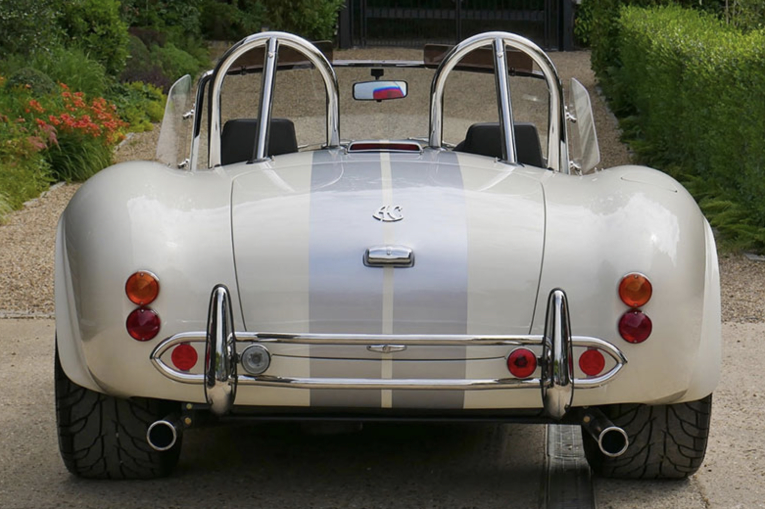 AC Cobra Reborn With A New Supercharged V8 Heart - Automacha