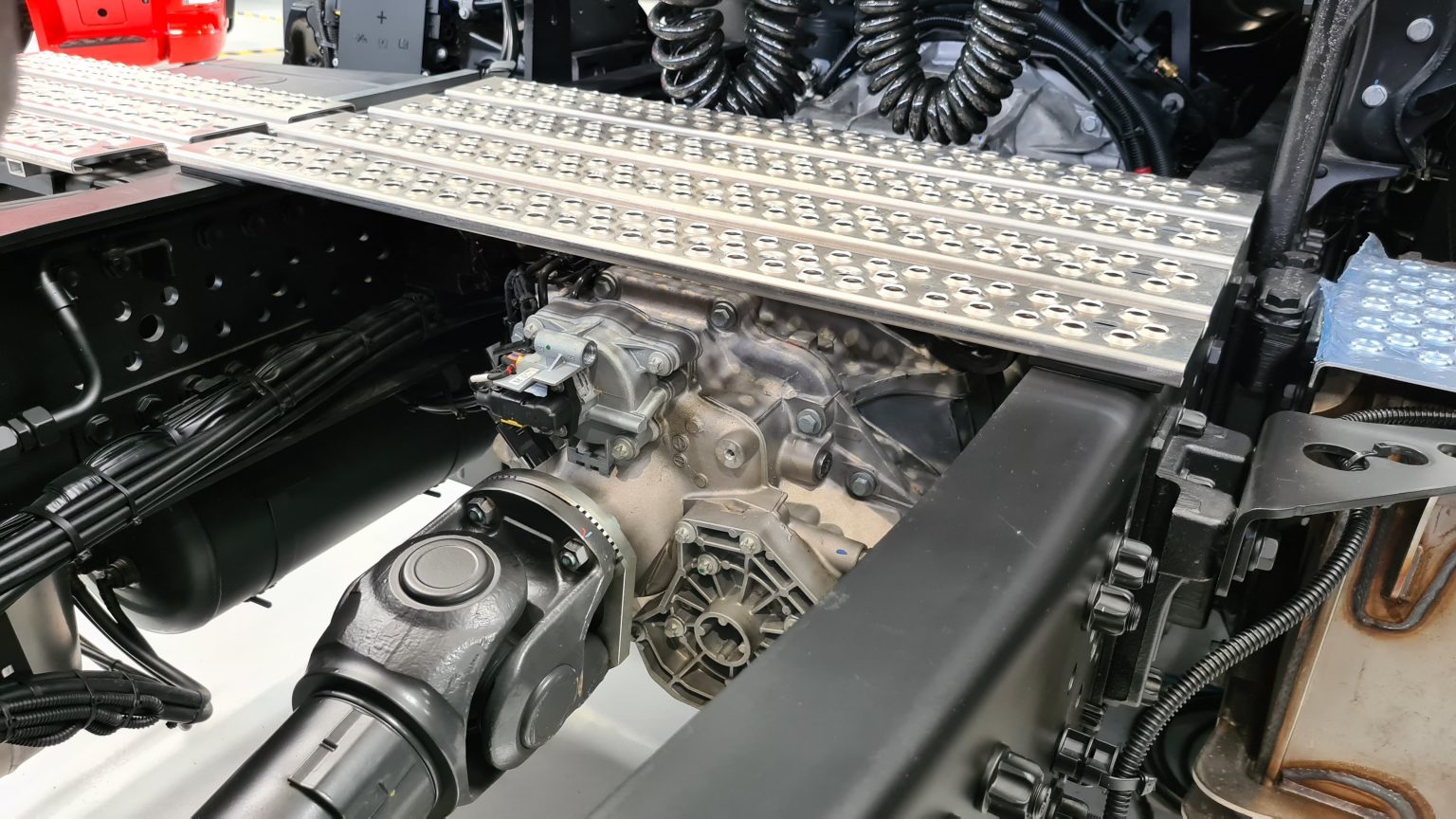 Mercedes Actros 5 Lorry Adds Tech From The Car World - Automacha