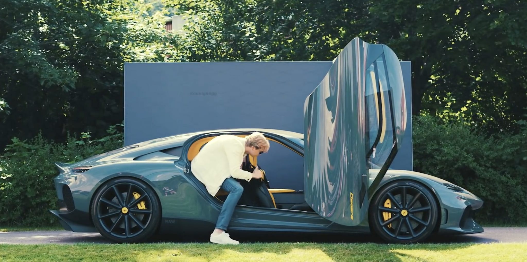 Koenigsegg Gemera Shows Off Its Four Seat Supercar Ability - Automacha