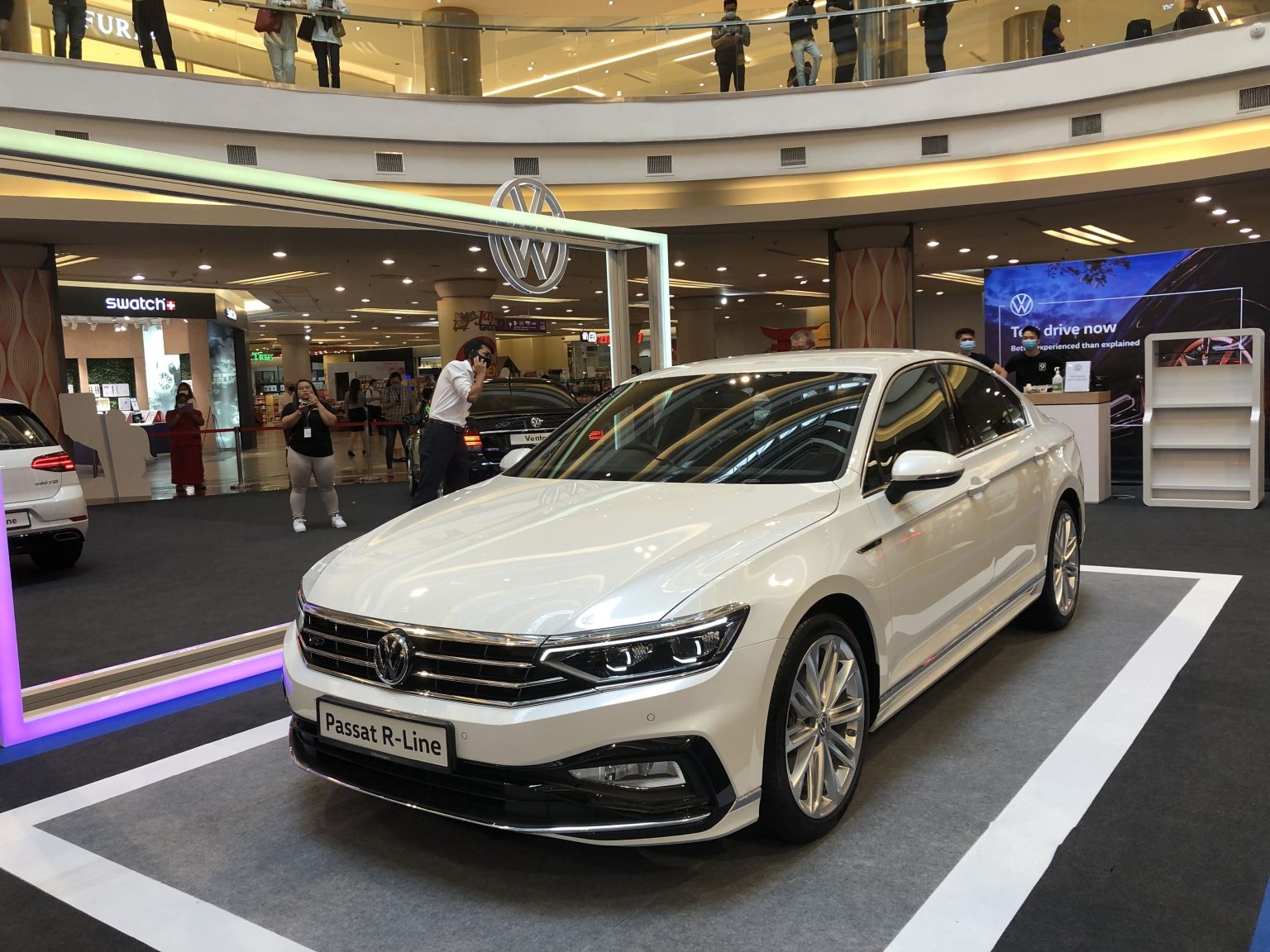 Volkswagen Passat R-Line Launched Locally, RM 203k - Automacha