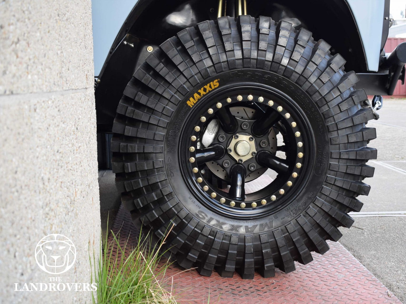 LS V8 Resto-Mod Defender Is The Ultimate Lifestyle 4x4 - Automacha