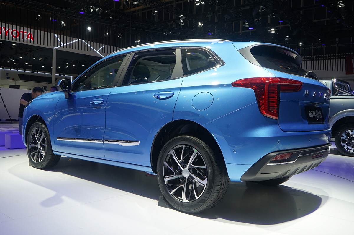 Haval First Love SUV Unveiled, Possible X70 Rival - Automacha