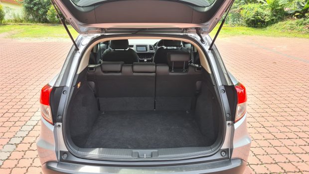 First Drive Impressions: Honda HR-V Hybrid - Automacha