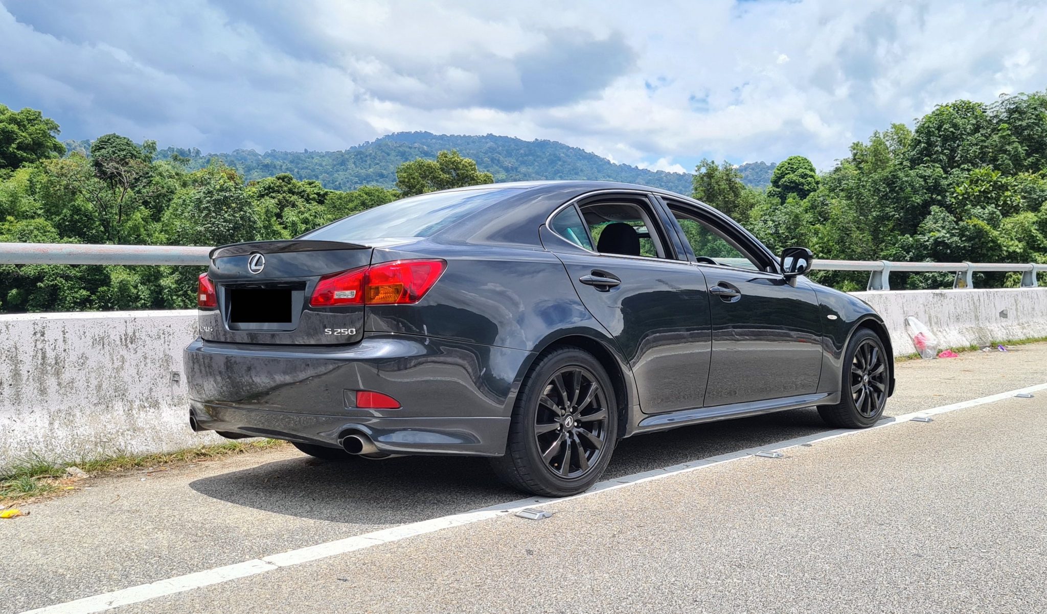 Used Car Review: Lexus IS250 (XE20) - Automacha