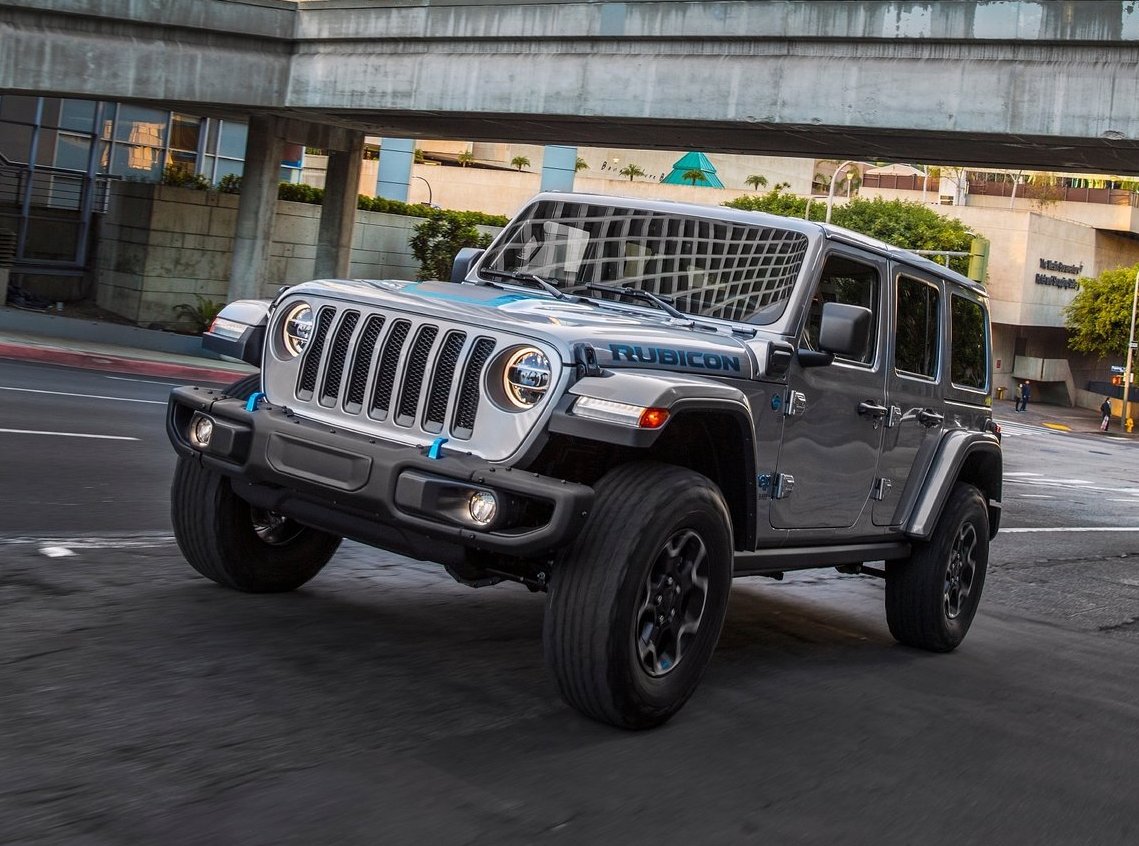 Jeep Wrangler 4xe PHEV Wins Hybrid Technology Award - Automacha