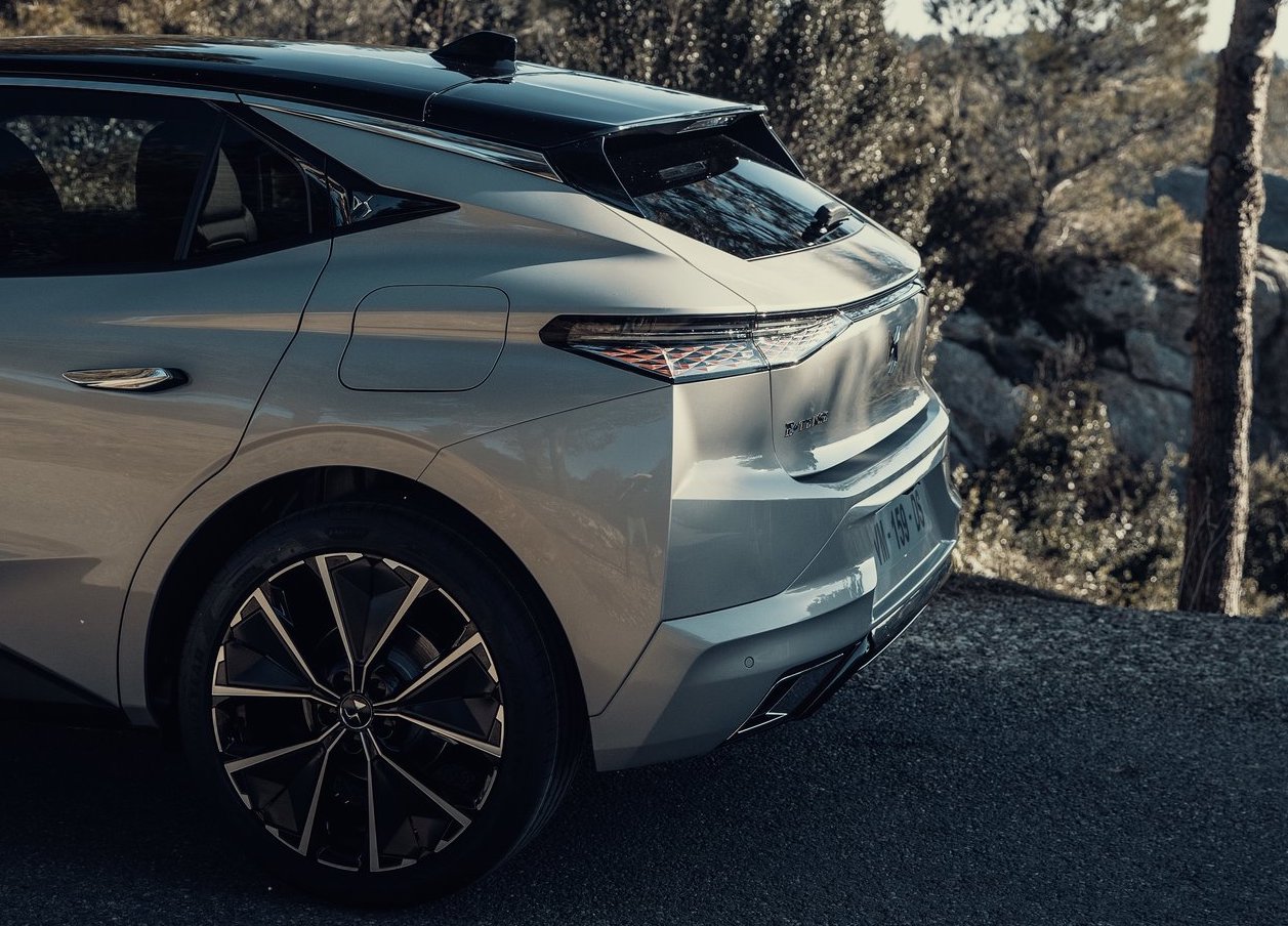 The All-New DS 4 Is A Premium French Hatchback - Automacha