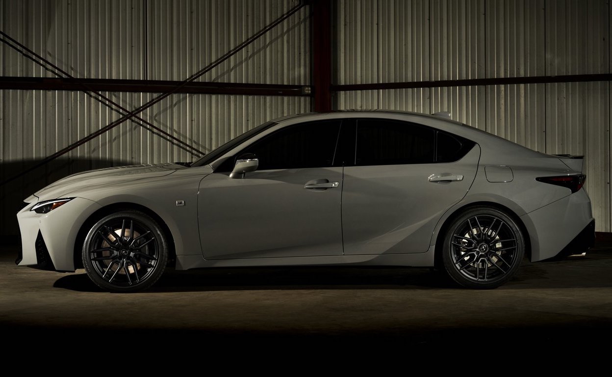 Lexus IS 500 F SPORT Performance Launch Edition Debuts - Automacha