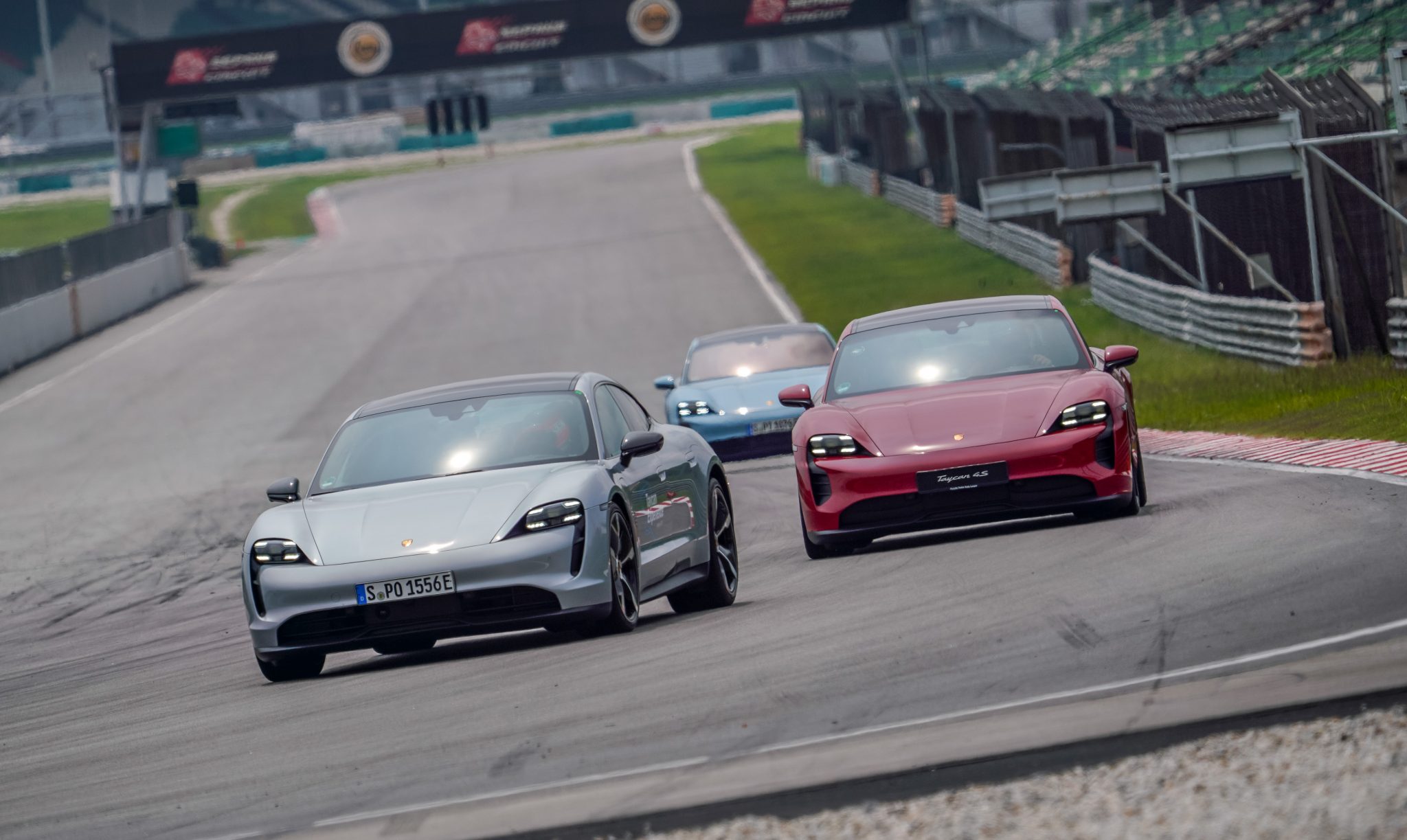 On Track Impressions: Porsche Taycan - Automacha