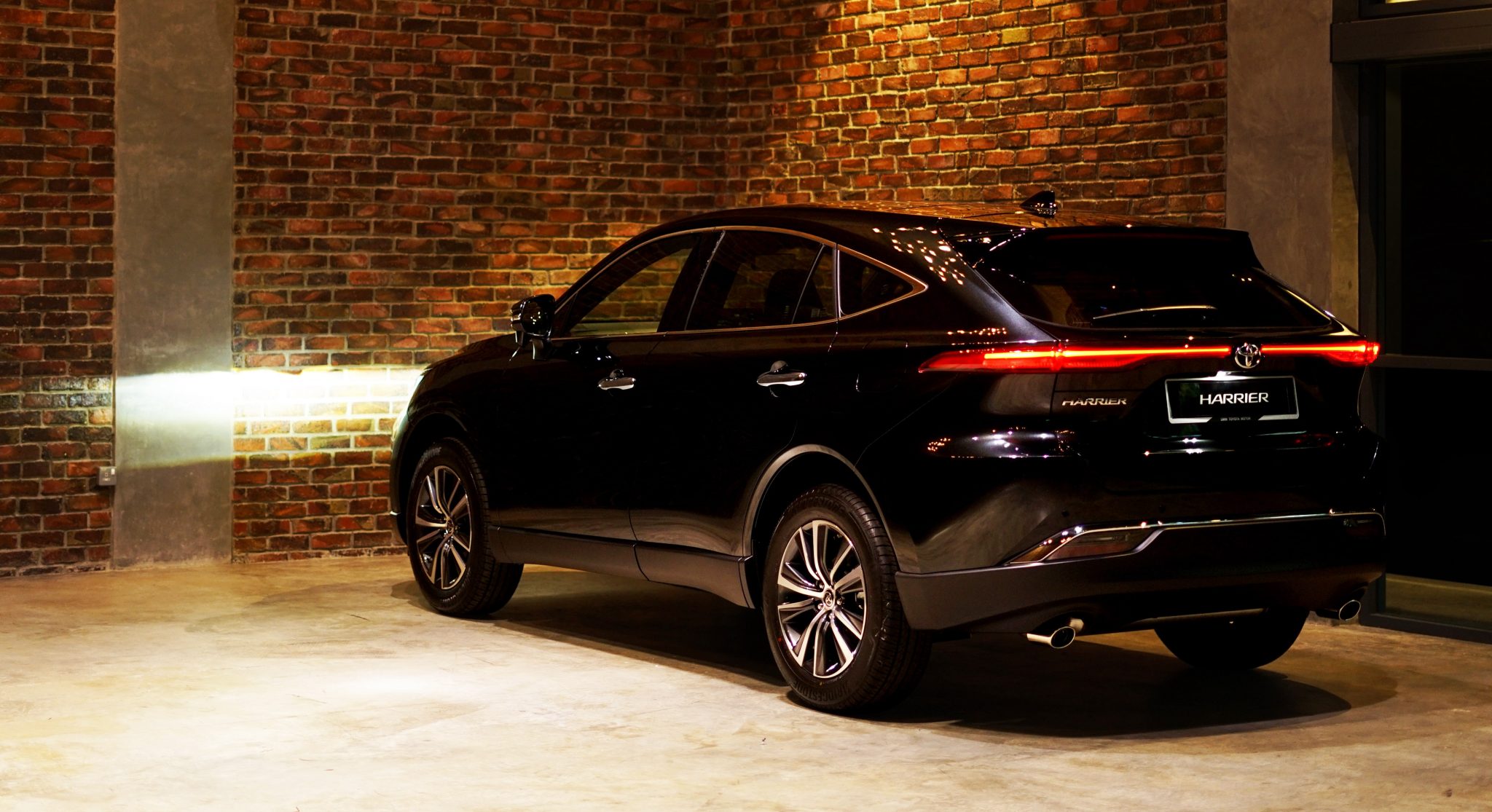 Fourth Generation Toyota Harrier Officially Lands In Malaysia - Automacha