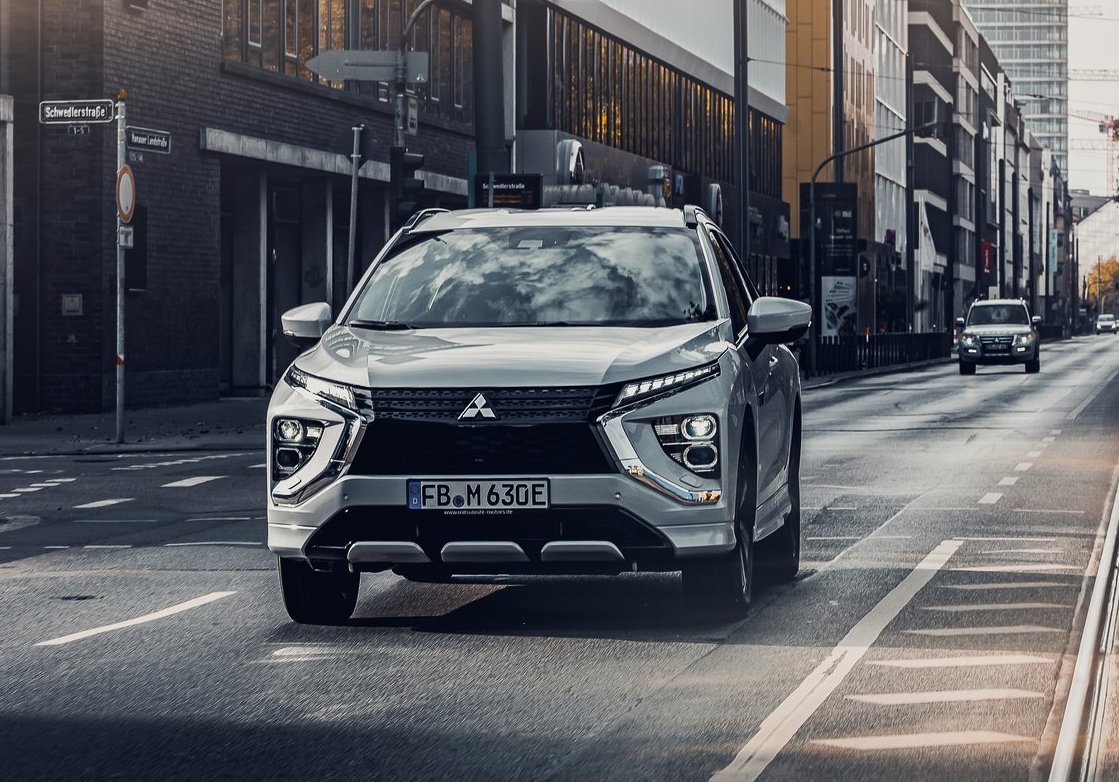 Mitsubishi’s New Outlander PHEV Set To Come With 7 Seats - Automacha