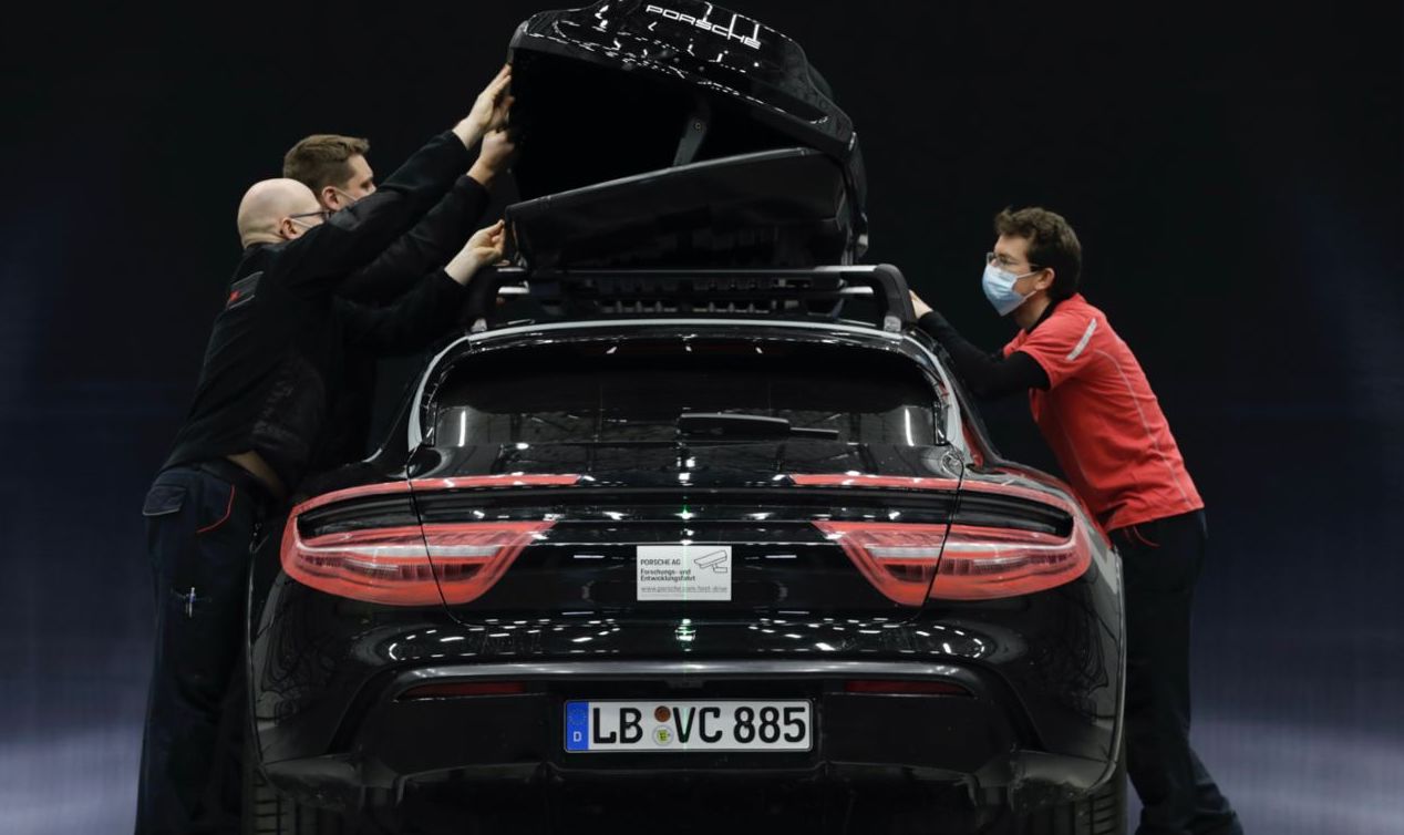 Porsche Launches Performance Roof Box For The Taycan - Automacha