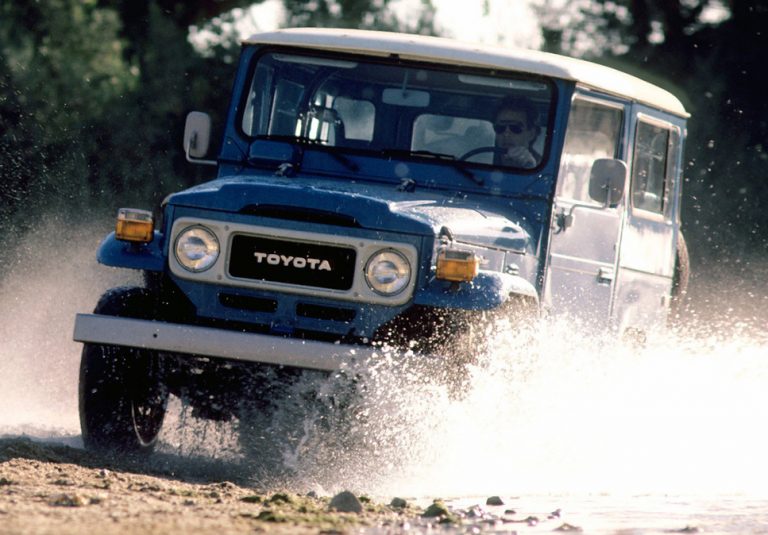 The Amazing Evolution Of The Toyota Land Cruiser Detailed - Automacha