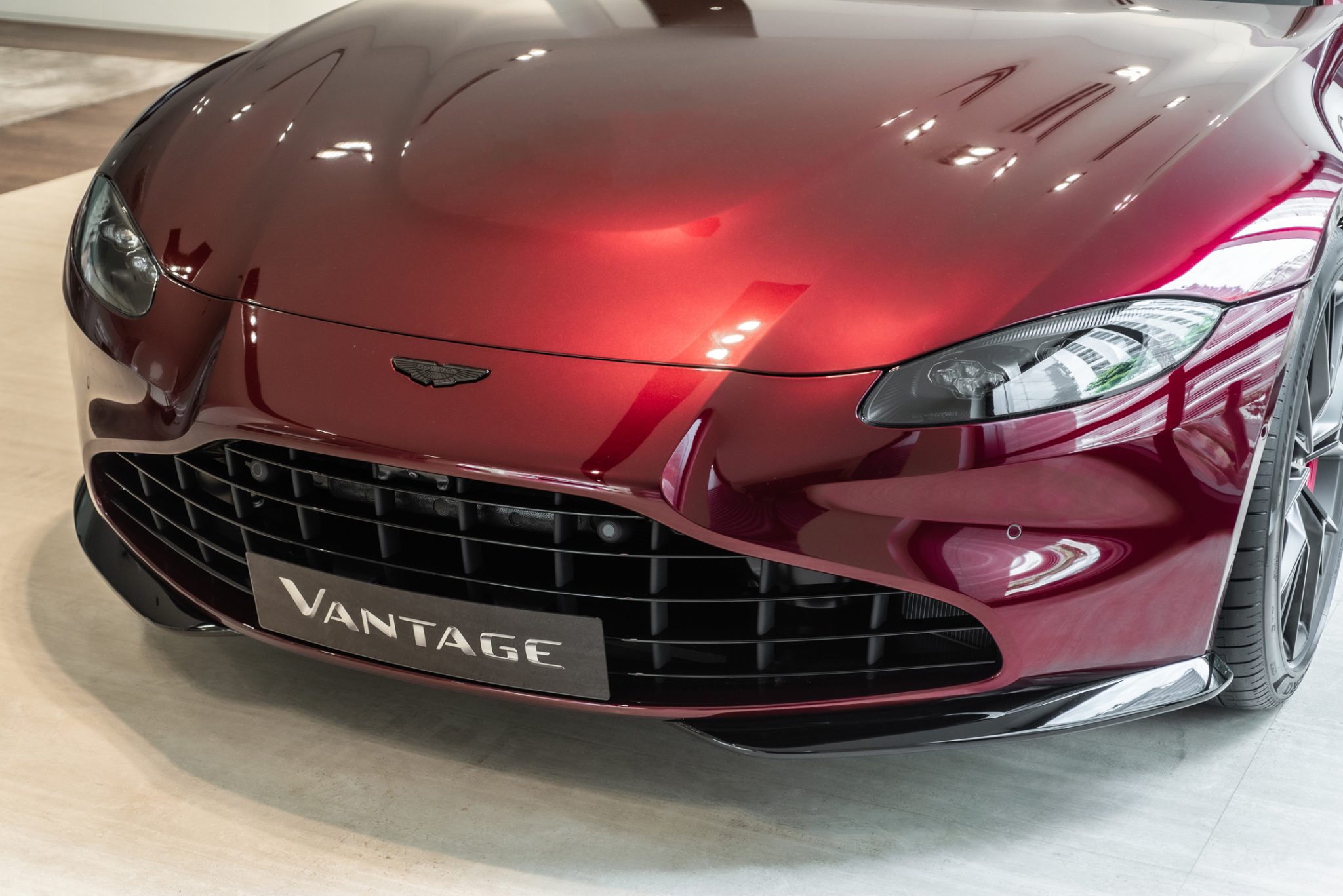 Vaned Grille Aston Martin Vantage Lands In Kuala Lumpur - Automacha