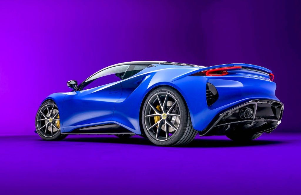 Lotus Cars Has Been Named "MANUFACTURER OF THE YEAR" - Automacha