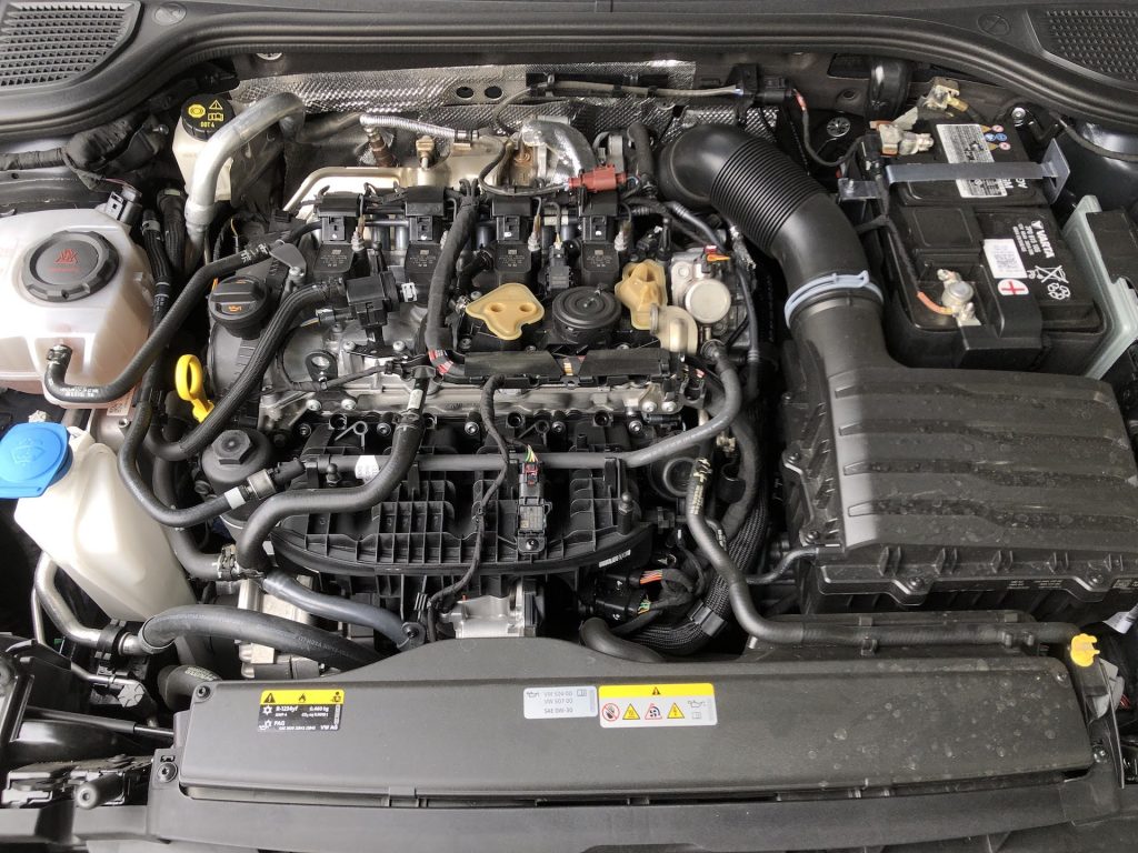 Volkswagen Golf R Mk8 Drive Impression - Automacha