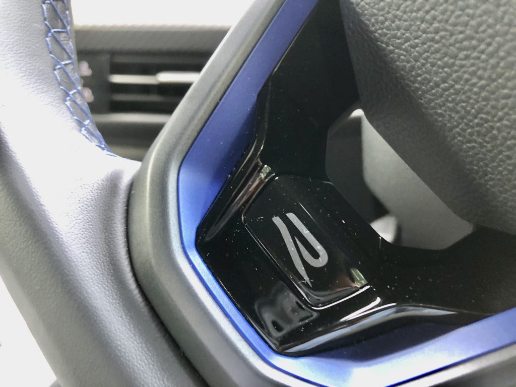 Volkswagen Golf R Mk8 Drive Impression - Automacha
