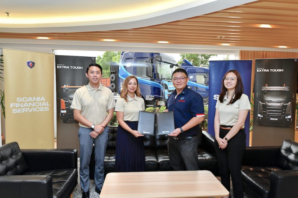 Scania G460A6X4NZ Trucks Handed To Bills Logistics - Automacha