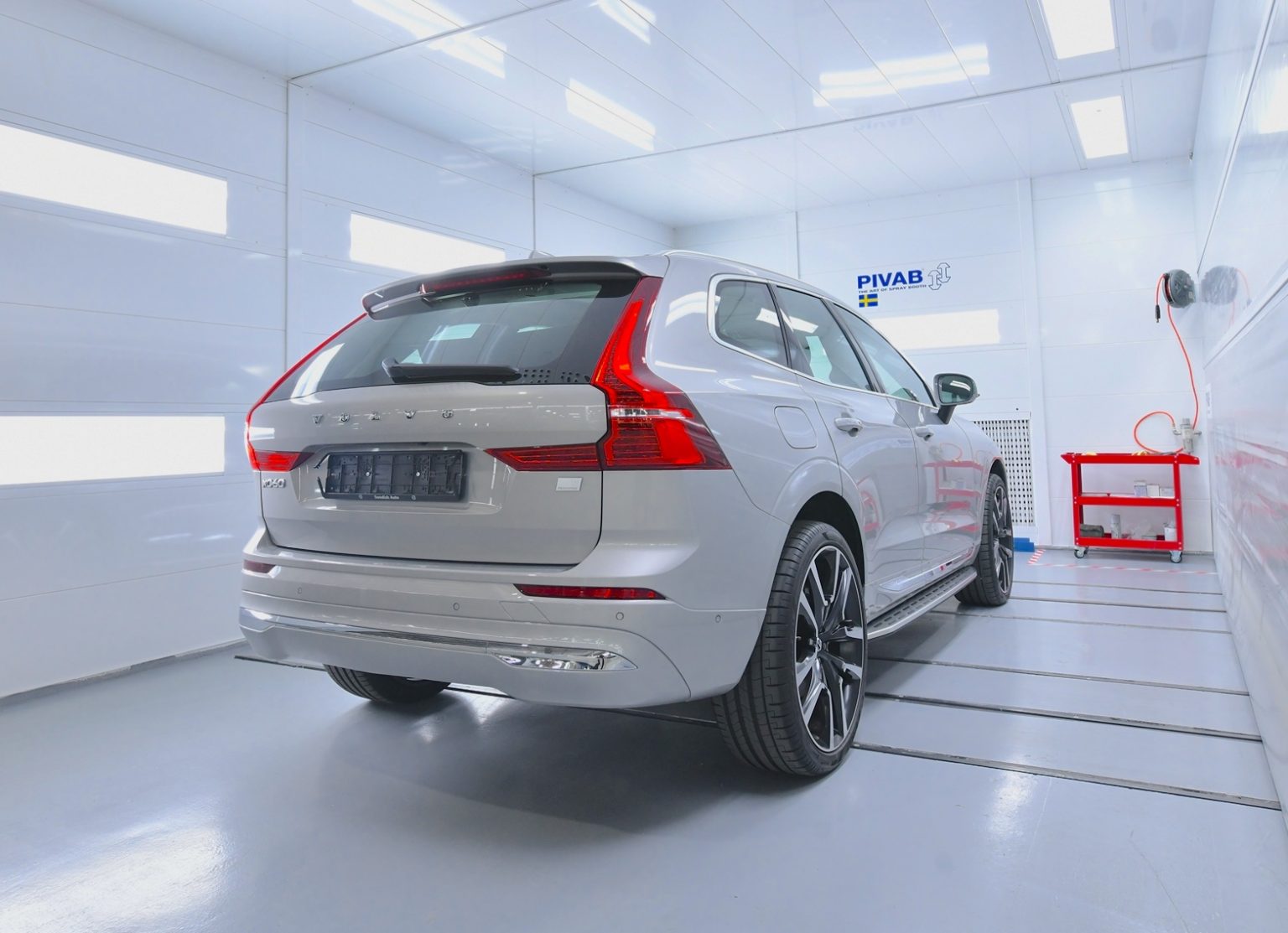 Swedish Auto Unveils Certified Body & Paint For Volvo Cars - Automacha
