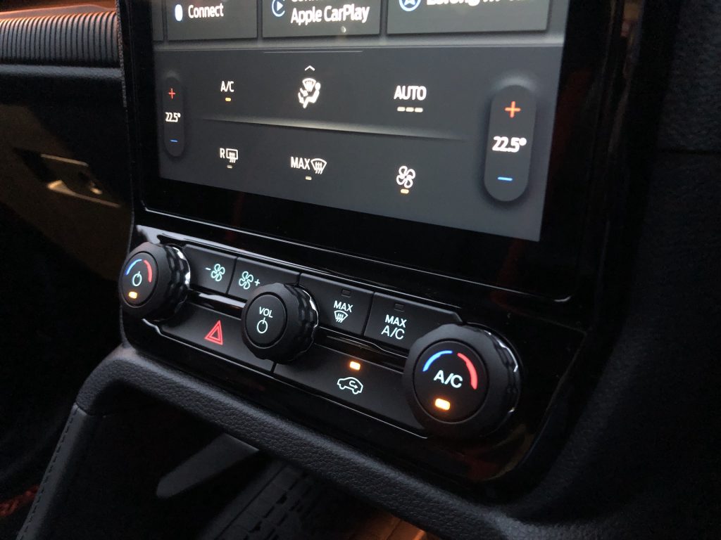 Ford Ranger Raptor 3.0 V6 Petrol Test Drive Review - Automacha