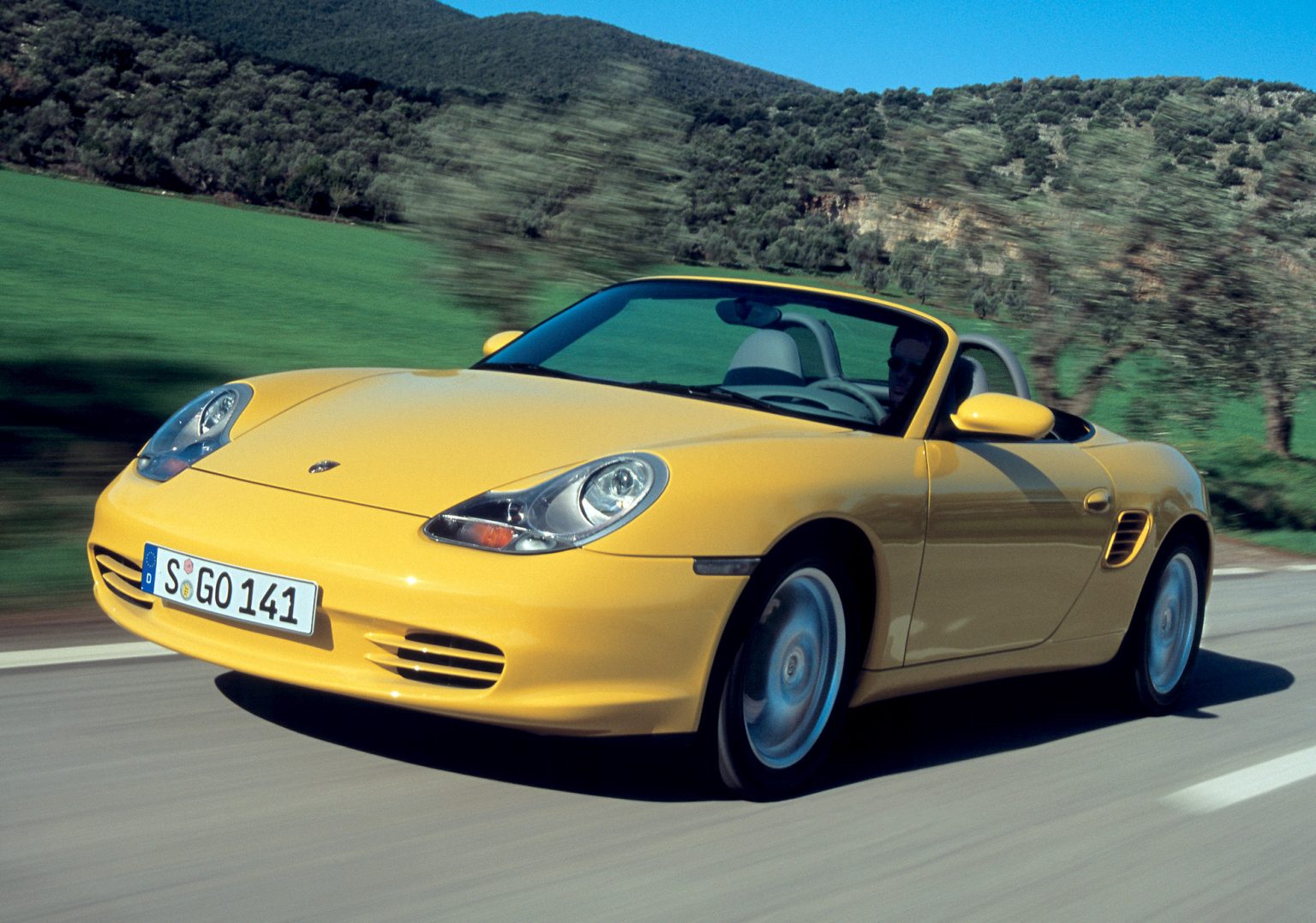 Remembering The Mid-Engine Porsche Boxster - Automacha