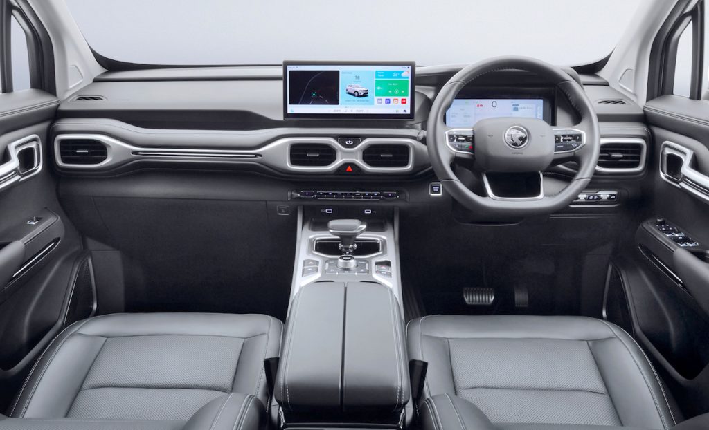 PROTON X90 SUV With 3 Rows Unveiled This Evening - Automacha
