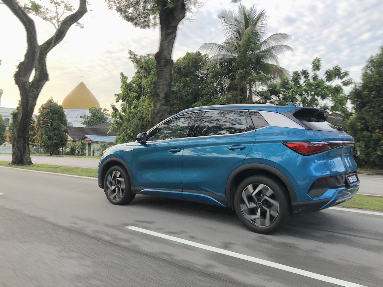 BYD Atto3 Wins The VOTY Electric Crossover For 2023 - Automacha
