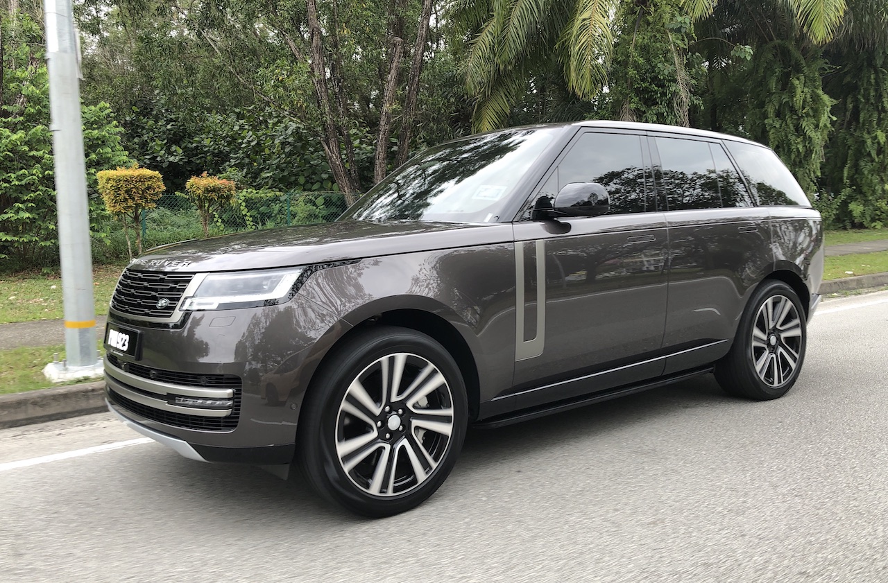 Range Rover Is VOTY 2023 Luxury SUV Winner - Automacha