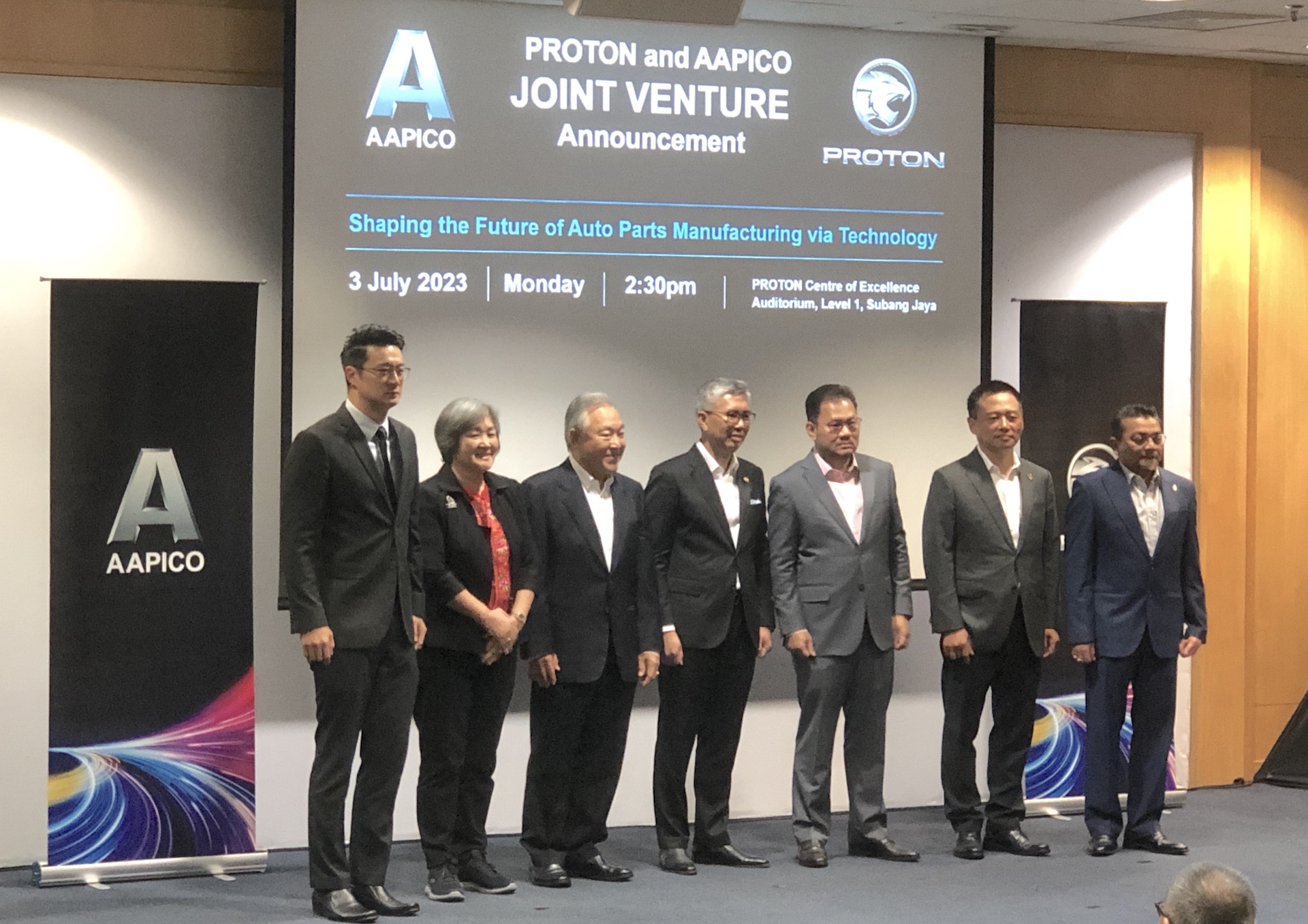 PROTON And Aapico Partnership Witnessed By MITI Minister - Automacha
