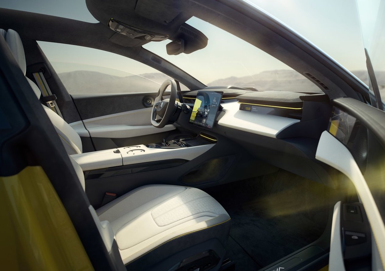 Lotus Emeya Debuts As A 905 HP Four-Door Hyper EV GT - Automacha