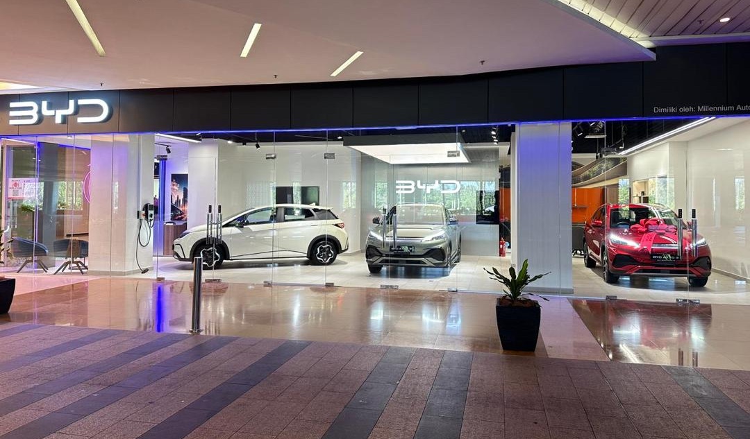 BYD Opens Its First Klang Valley Mall Showroom At IOI City Mall - Automacha