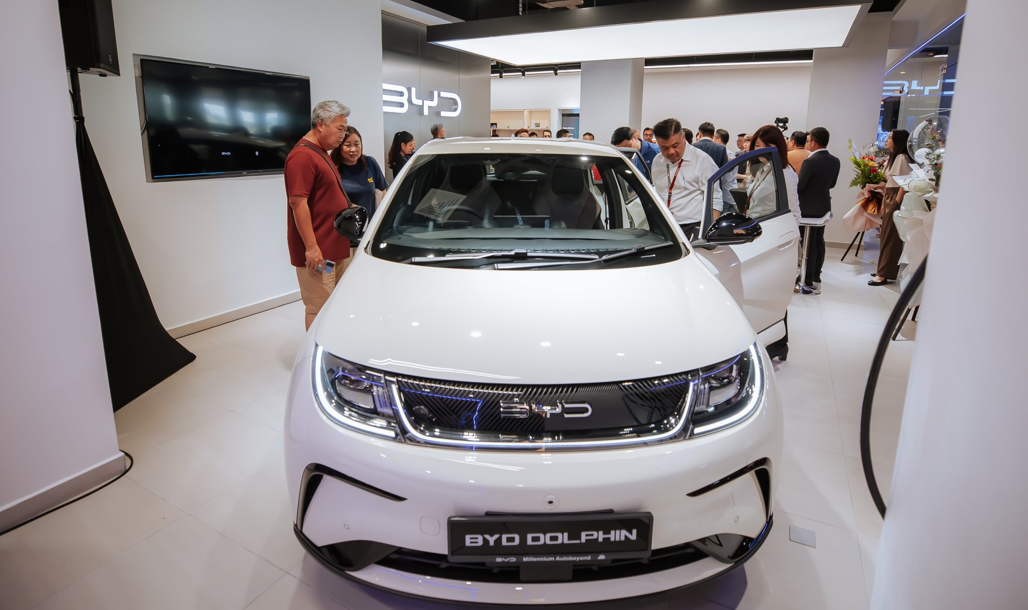 BYD Opens Its First Klang Valley Mall Showroom At IOI City Mall - Automacha