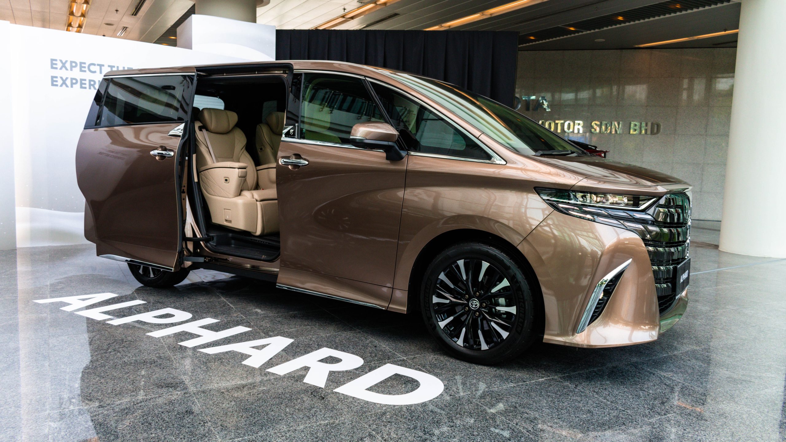 All New Toyota Alphard Executive Lounge Lands In Malaysia - Automacha