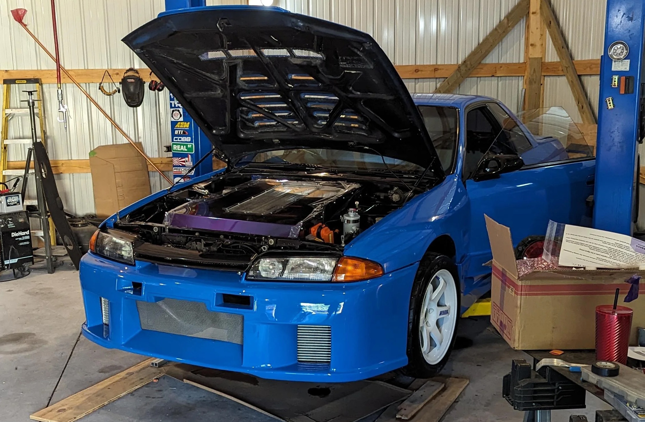 Meet The World’s First Dual Tesla Motor EV Skyline R32 GT-R - Automacha