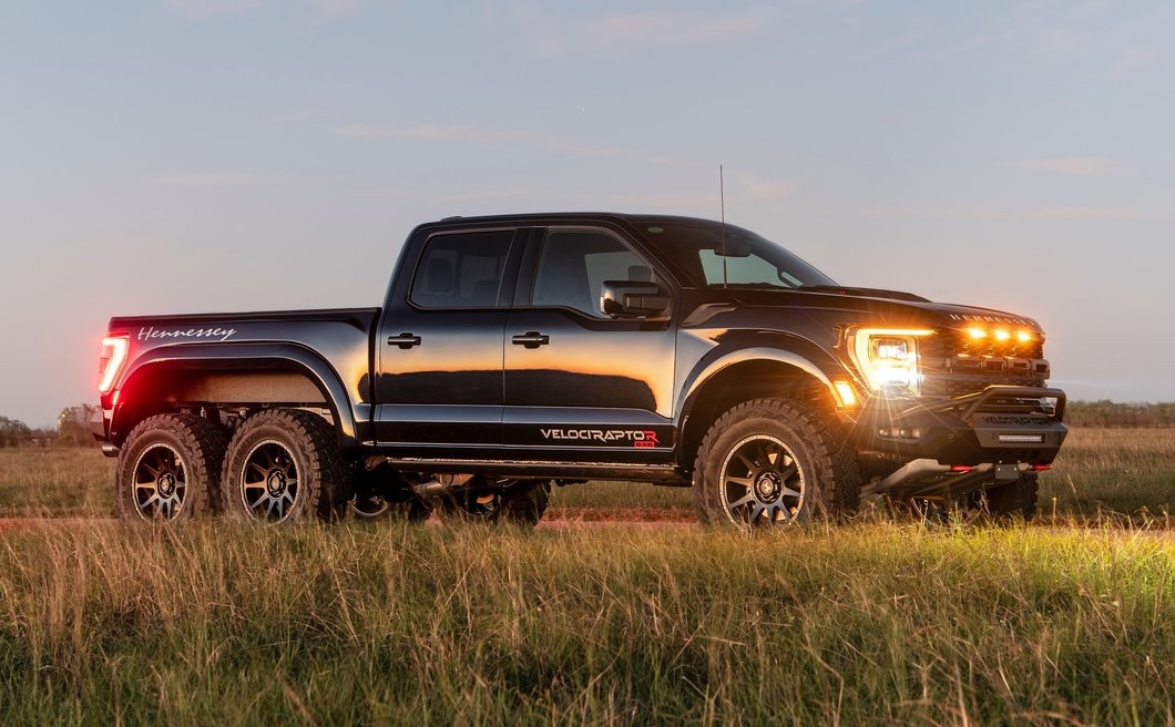Hennessey VelociRaptoR 6x6 Is A 6-Wheeled Pickup With 700 HP - Automacha