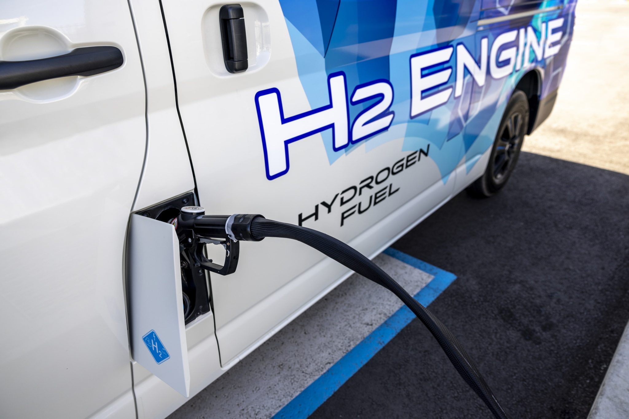 A Beginners Guide To Hydrogen Fuel-Cell Electric Vehicles - Automacha