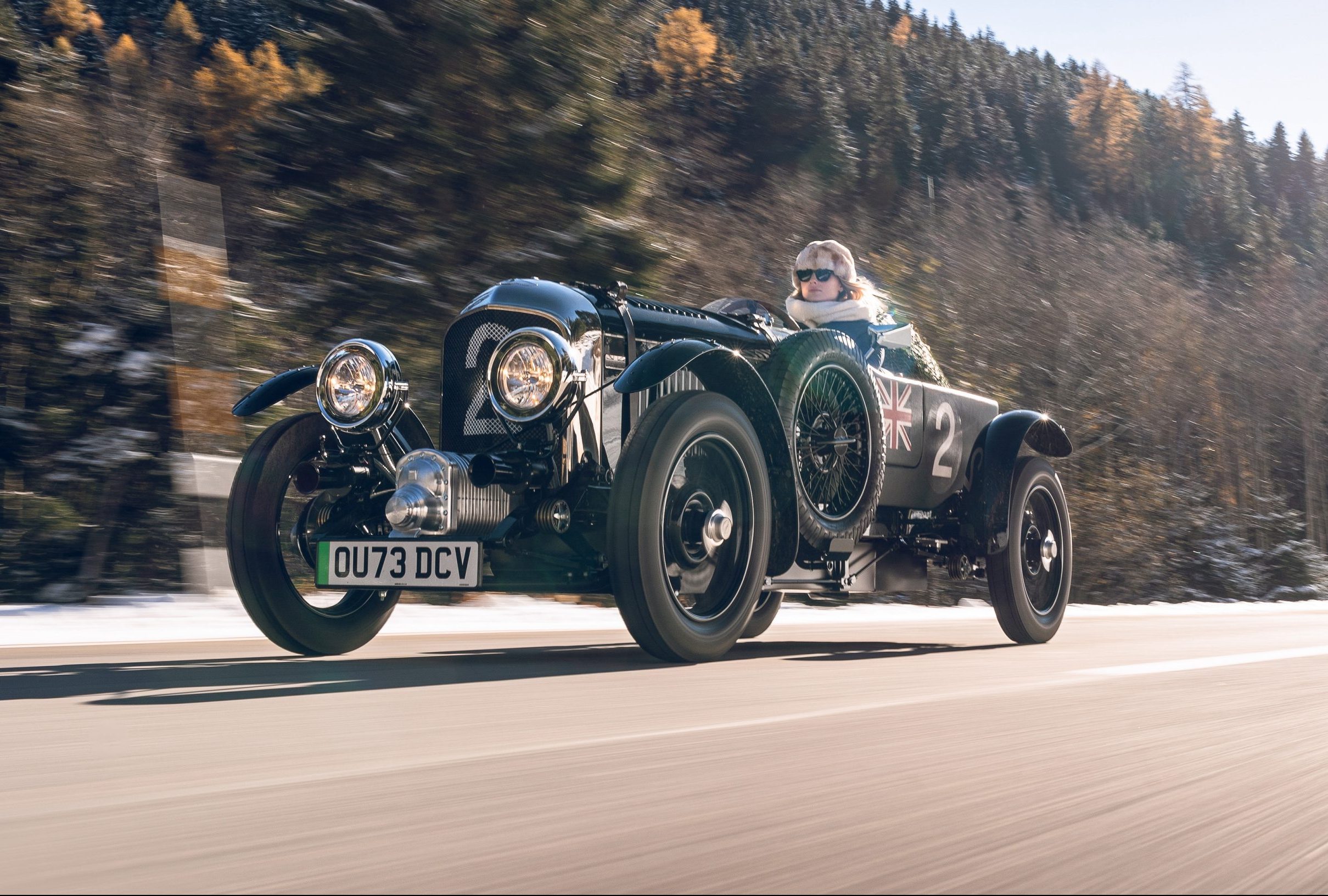 Bentley Goes Christmas Tree Shopping With Their New Blower Jnr - Automacha