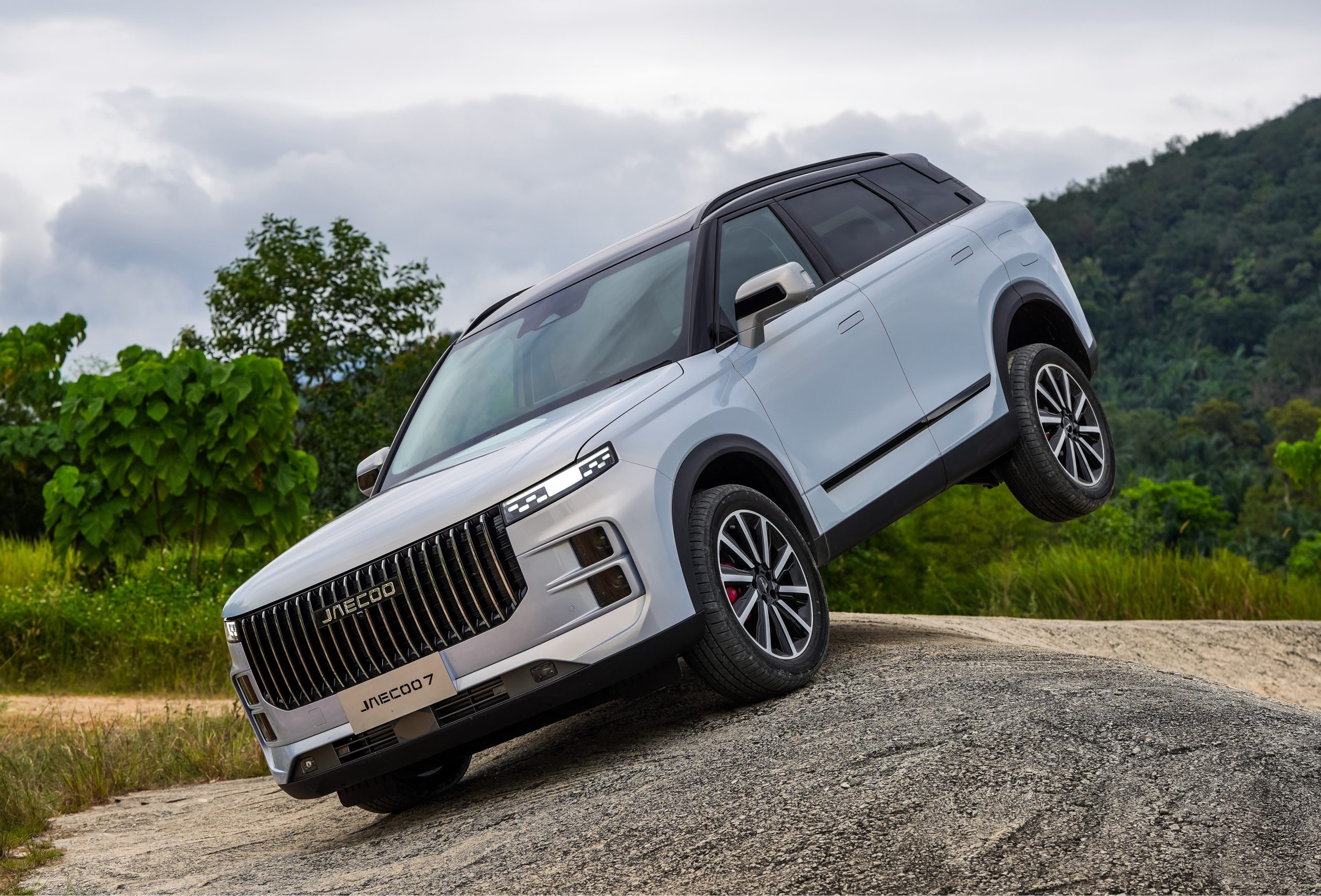 Jaecoo’s J7 Shows Off Its Off-Roading Chops At M4TREC - Automacha