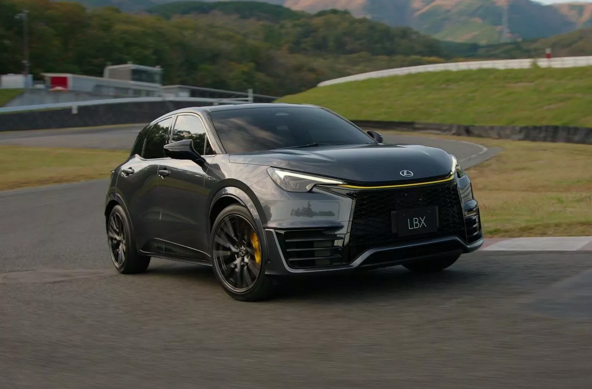 Lexus LBX Morizo RR Concept Packs A 300 HP GR Yaris Heart - Automacha