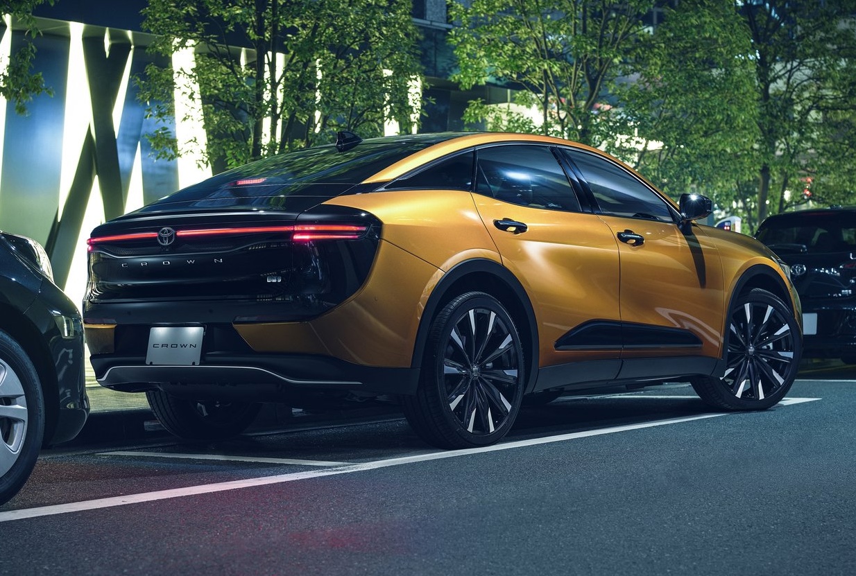 Toyota GR Crown Currently Rumoured To Be In The Works - Automacha