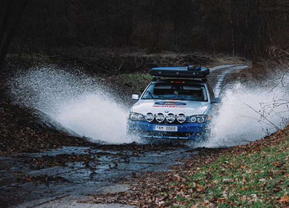 A Rally-Ready BMW E65 7-Series Is Off-Roading Done Cool - Automacha