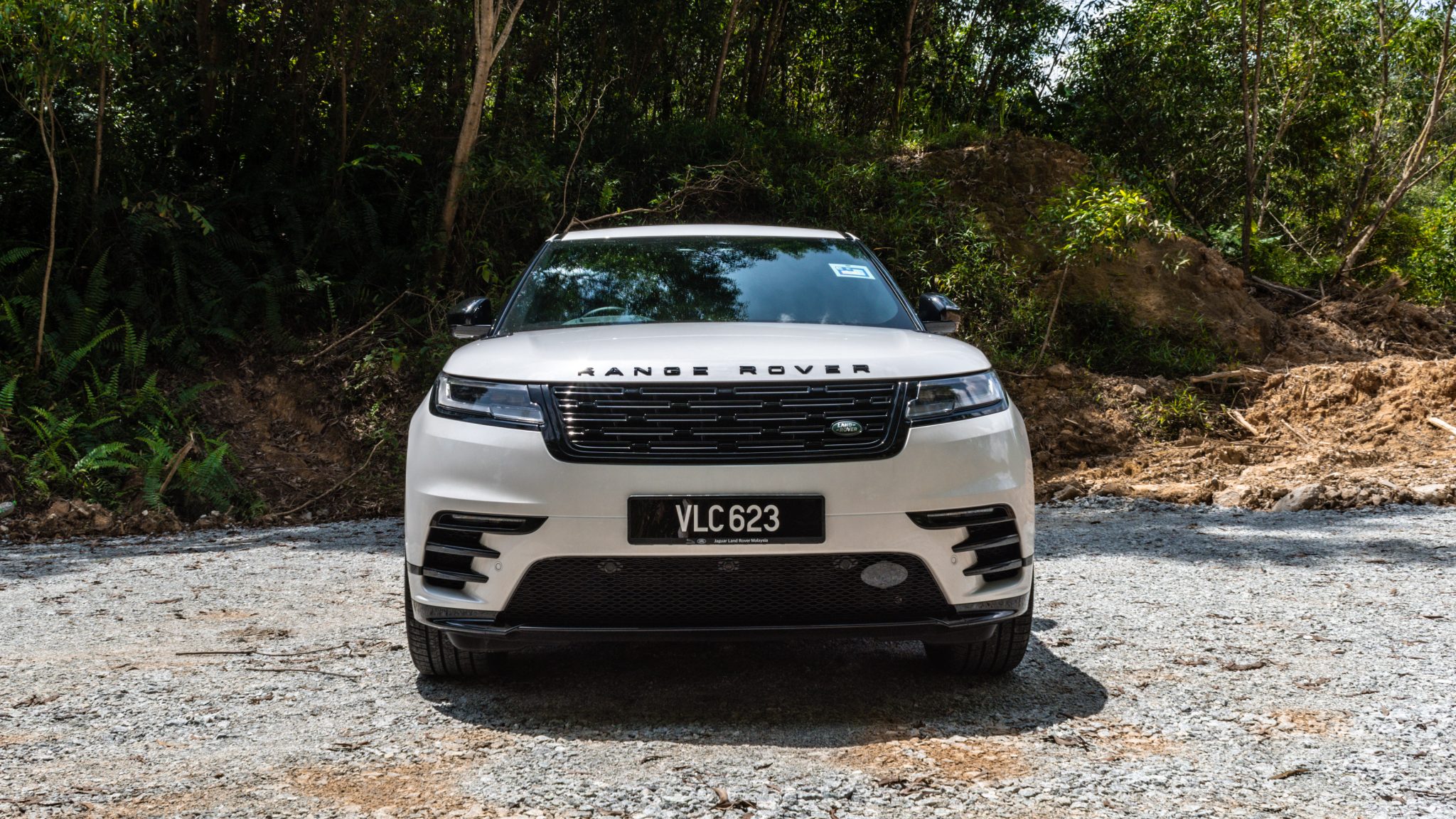 Range Rover Velar HSE Facelift Review: Still Want That Cayenne? - Automacha