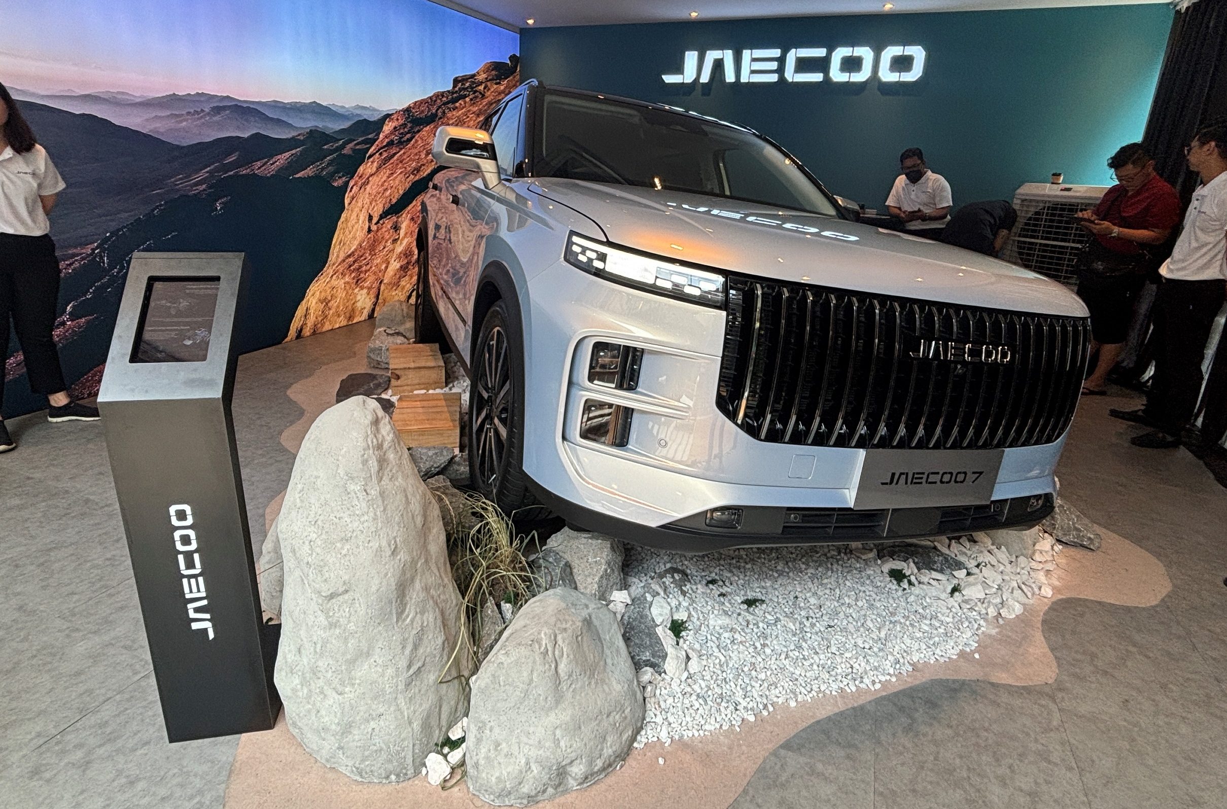 Jaecoo Sets Its Sights On The CR-V With Its Upcoming J7 SUV - Automacha