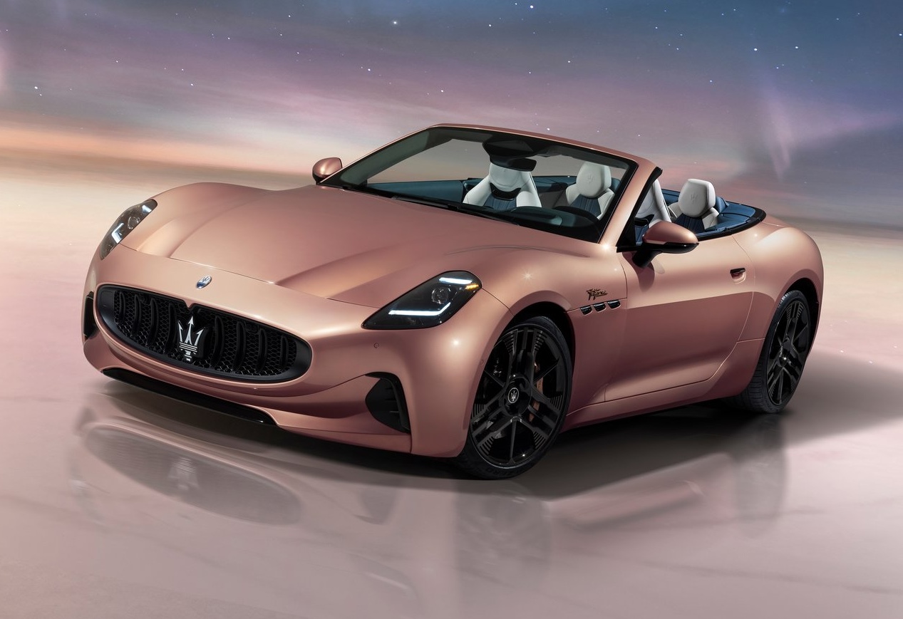 The GranCabrio Folgore Is A Tri-Motor 818 HP Drop Top Maserati - Automacha