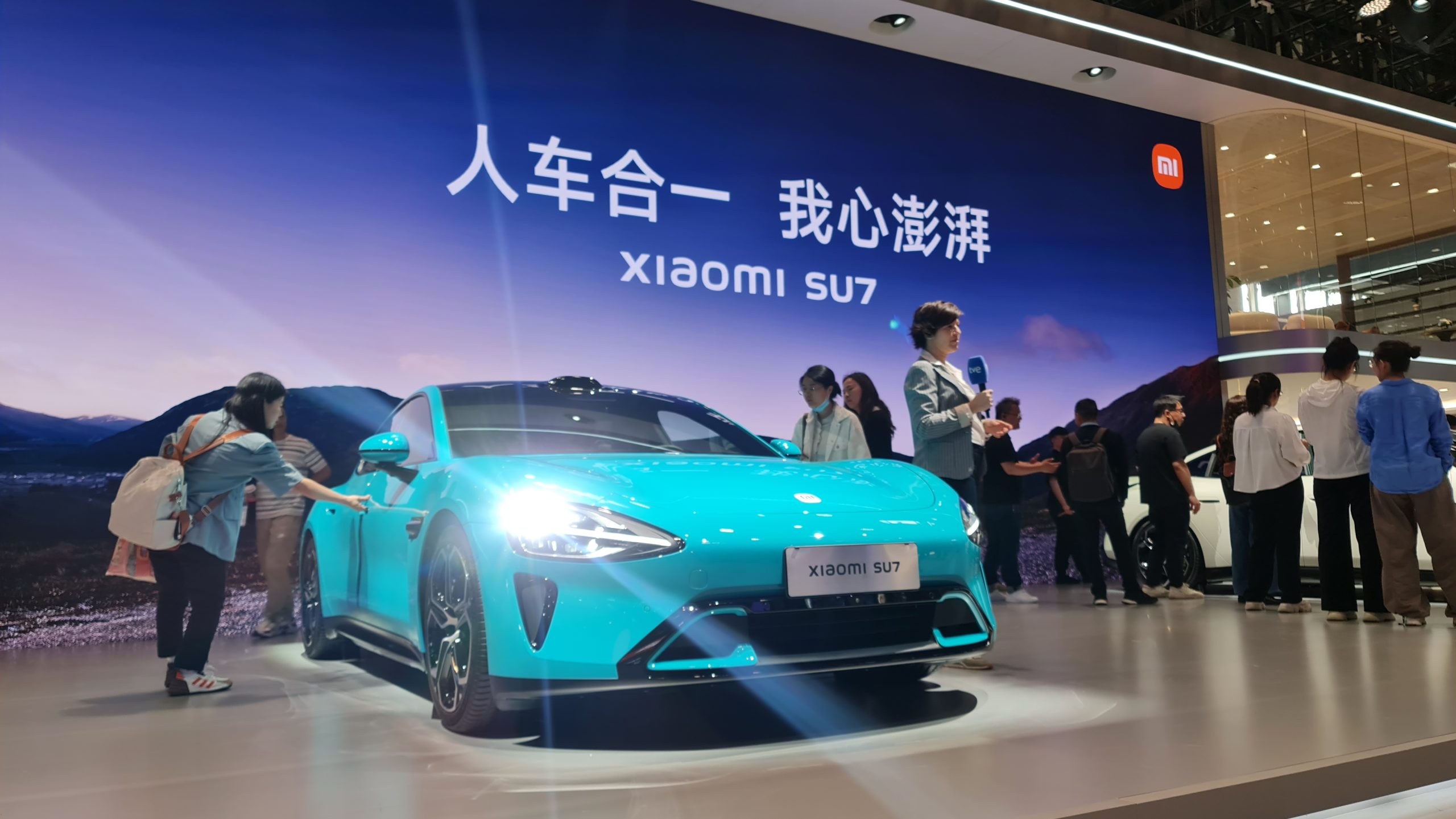 Xiaomi’s New SU7 EV Stole The Show At Auto China 2024 - Automacha